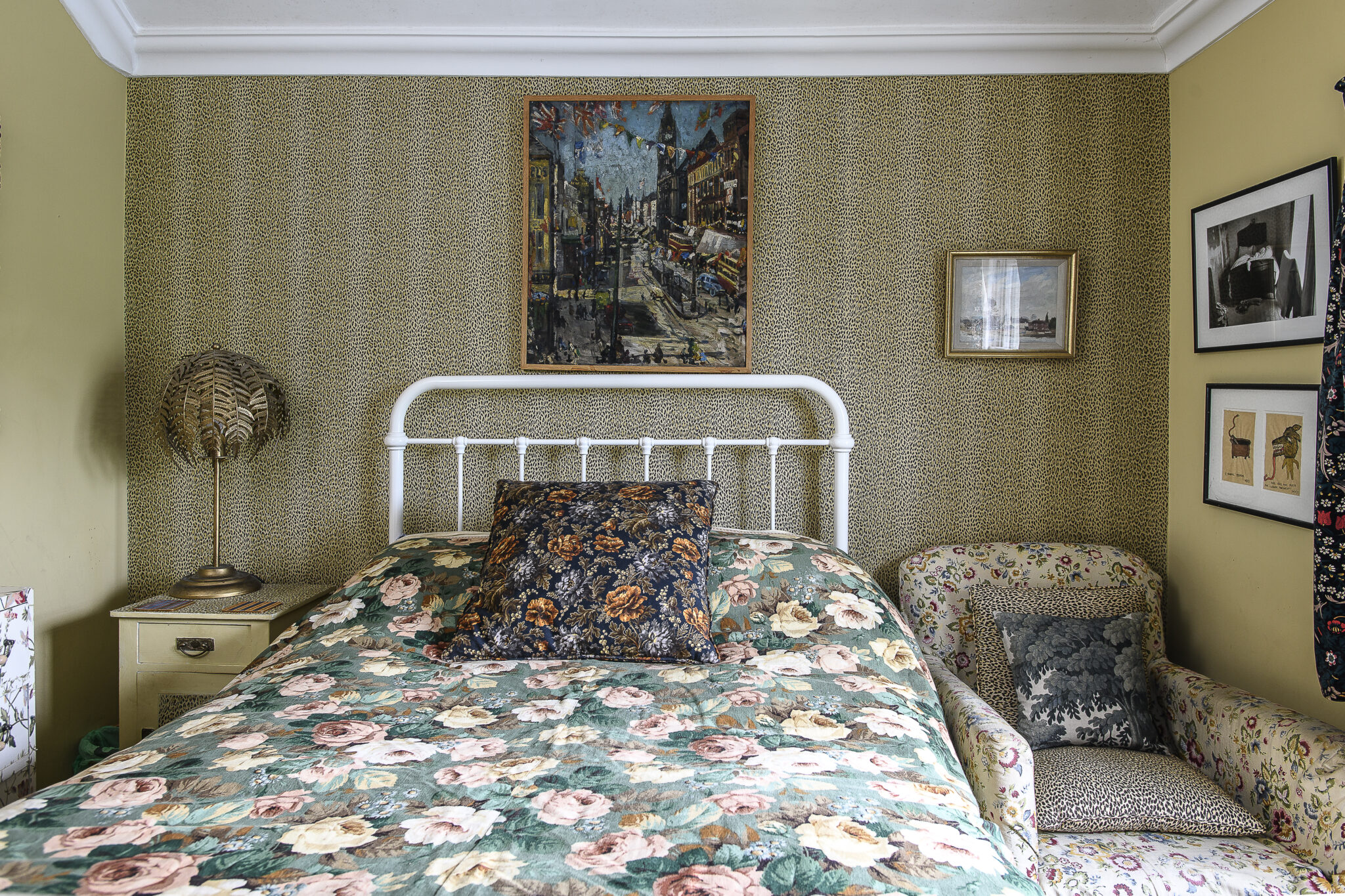 In praise of maximalism – Priceless Magazines