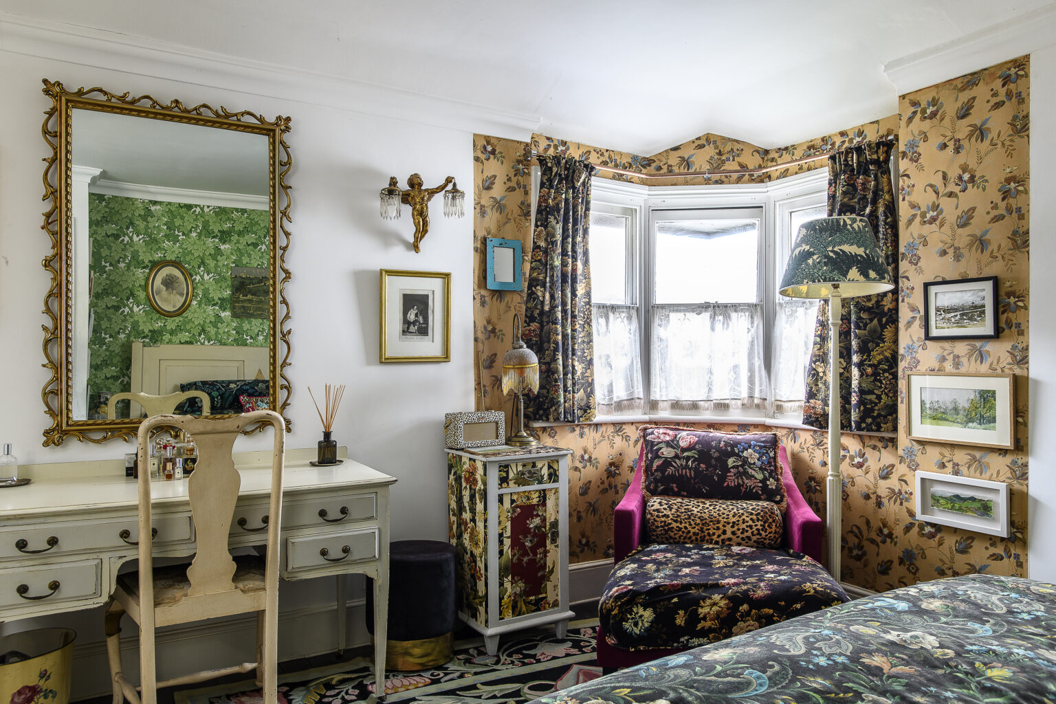 In praise of maximalism – Priceless Magazines