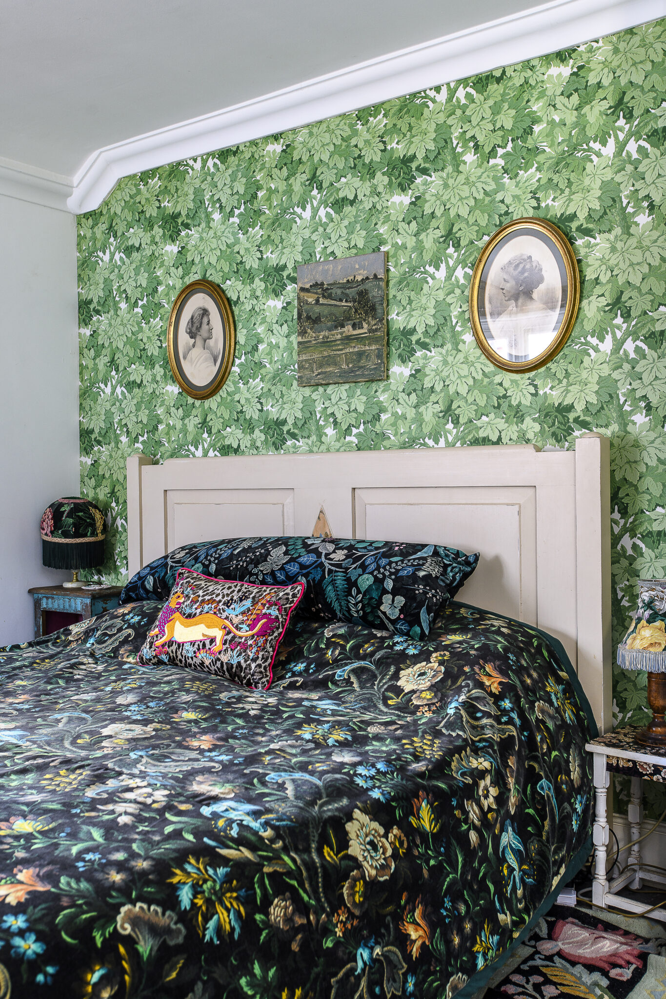 In praise of maximalism – Priceless Magazines